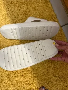 Old Navy | Shoes | Old Navy White Slipon Slide Sandals | Poshmark